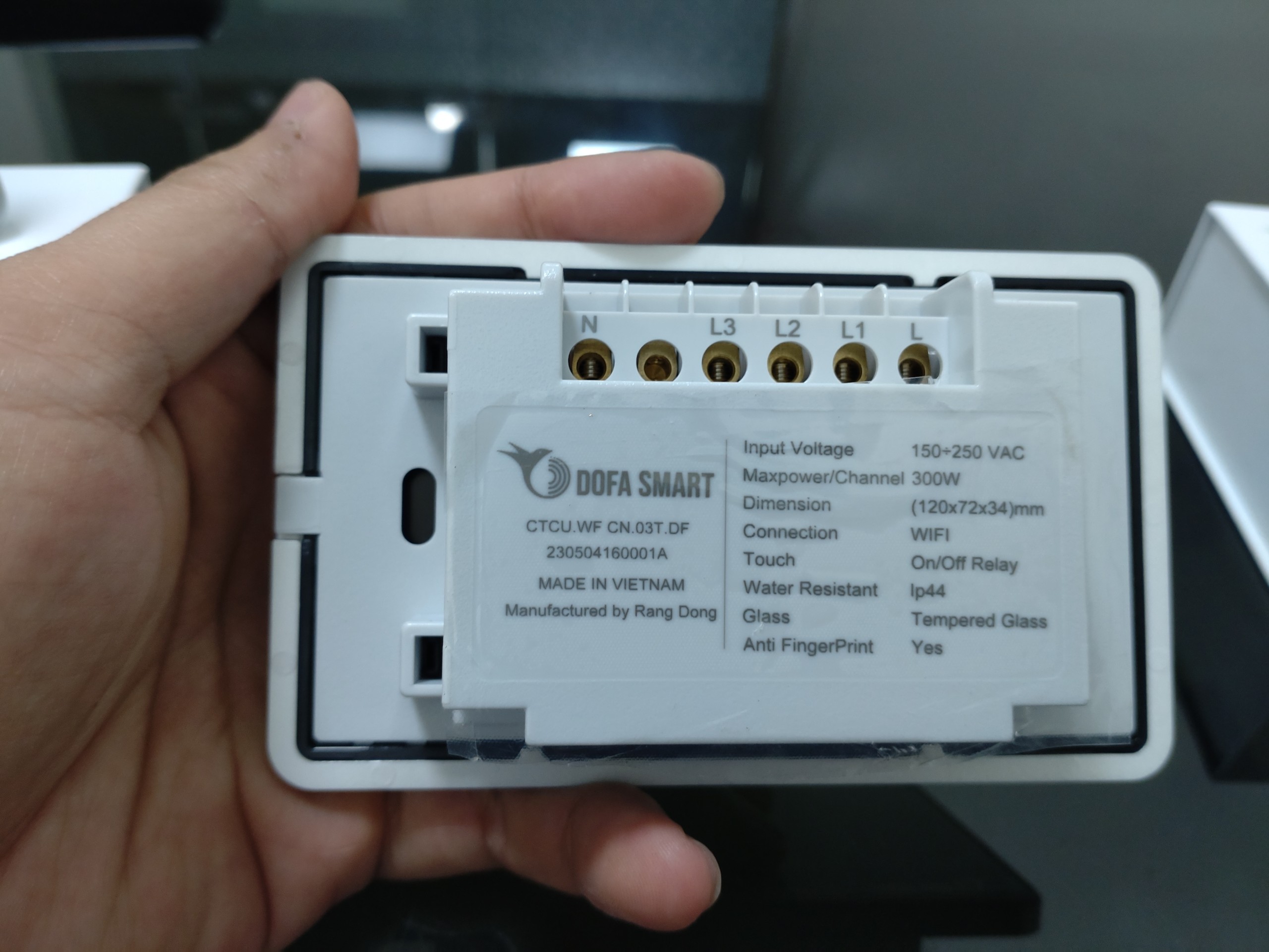 Công tắc thông minh wifi 3 nút bấm DOFA SMART